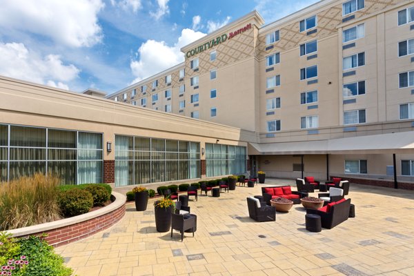 COURTYARD FORT WAYNE DOWNTOWN AT GRAND WAYNE CONVENTION CENTER - 58 ...