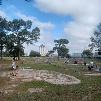 TAFT MEMORIAL CEMETERY - Updated September 2025 - 419 Co Rd 527A ...