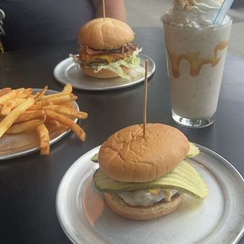 PORTLAND BURGER - Updated August 2024 - 917 Photos & 690 Reviews - 304 ...