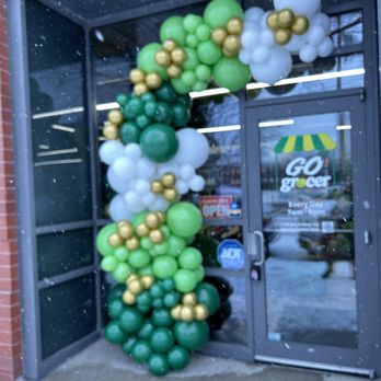 GO GROCER - MILWAUKEE - Updated December 2025 - 26 Photos & 10 Reviews ...