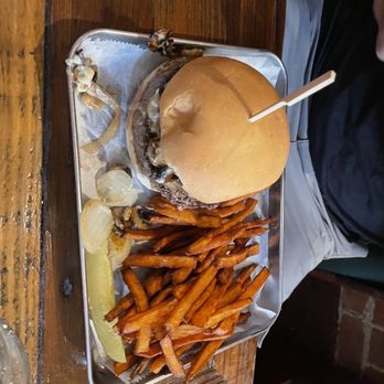 SUTTER PUB & RESTAURANT - Updated September 2025 - 462 Photos & 421 ...