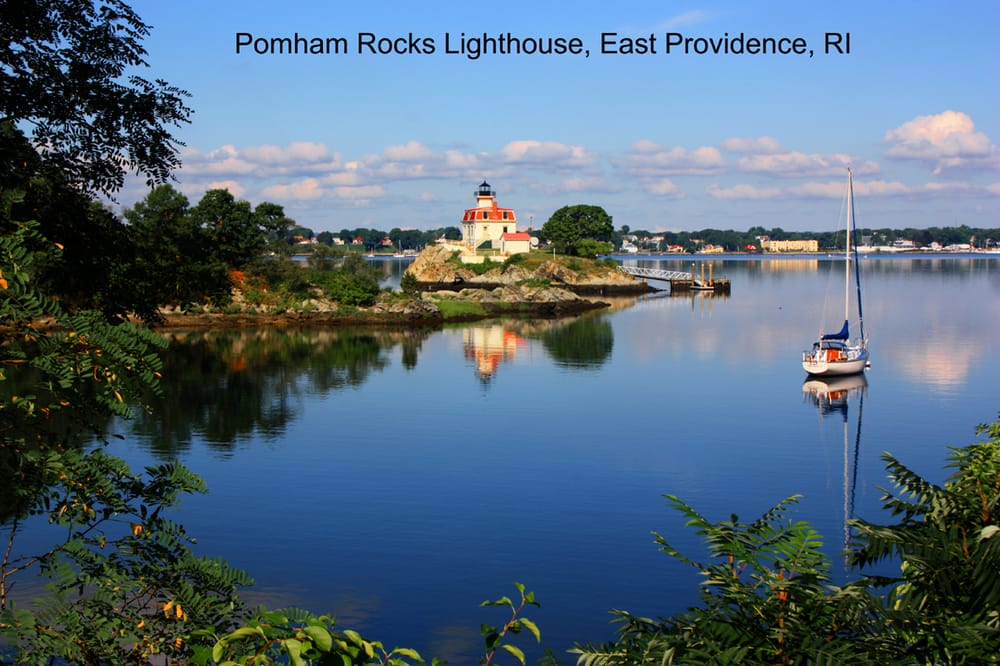 POMHAM ROCKS LIGHTHOUSE - Updated August 2025 - 13 Photos - 1 Crest Ave ...