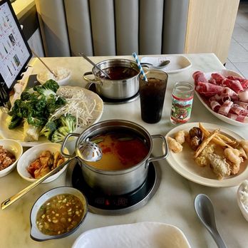 URBAN HOT POT - Updated September 2025 - 334 Photos & 285 Reviews ...