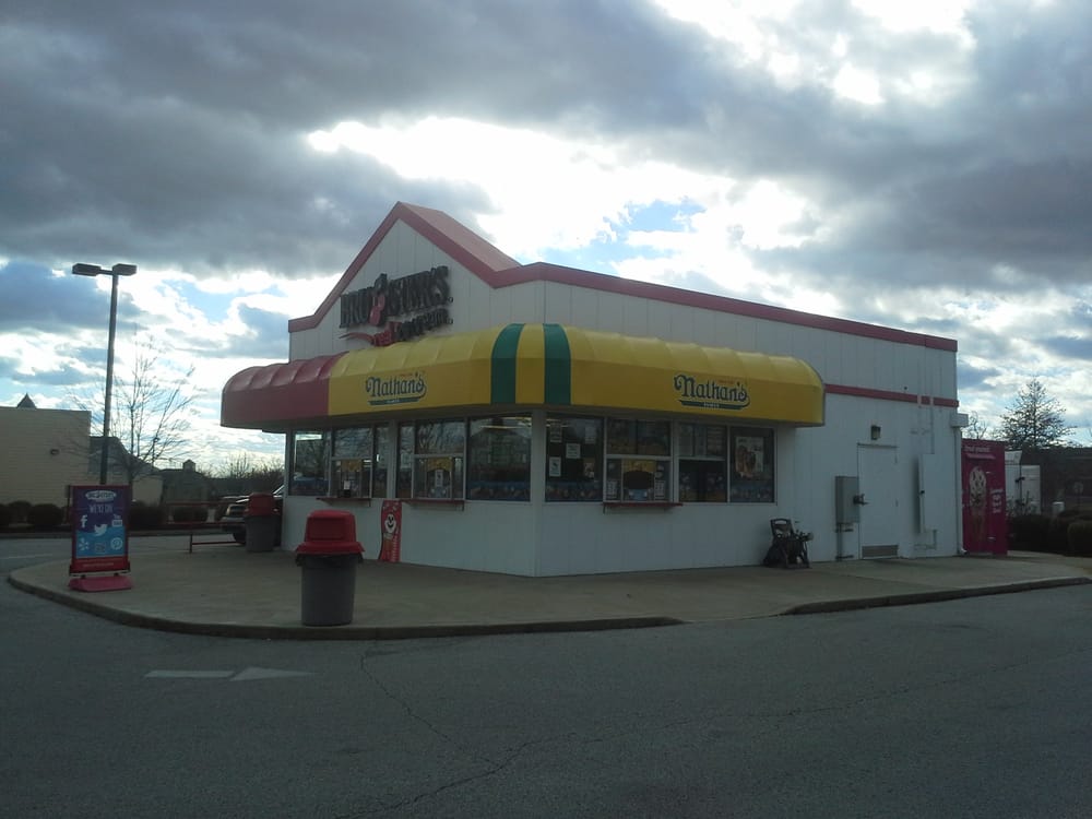 NATHAN’S FAMOUS - Updated October 2025 - 104 N Bradford Ln, Georgetown ...