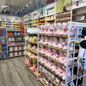 MINISO - 41 Photos & 12 Reviews - 2263 S Wentworth Ave, Chicago ...