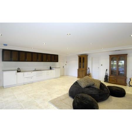 ABSOLUTE INTERIORS - Pelican New South Wales, Australia - General ...