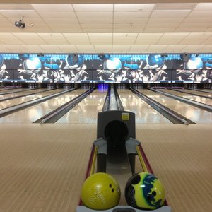 CURRENTS AQUATICS CENTER - Updated October 2025 - 12 Reviews - 600 ...