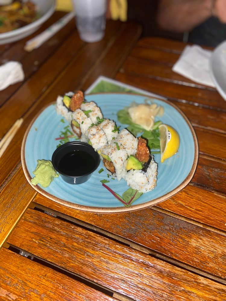 ROOTS - Updated April 2025 - 62 Photos & 51 Reviews - Calle Progreso 4 ...