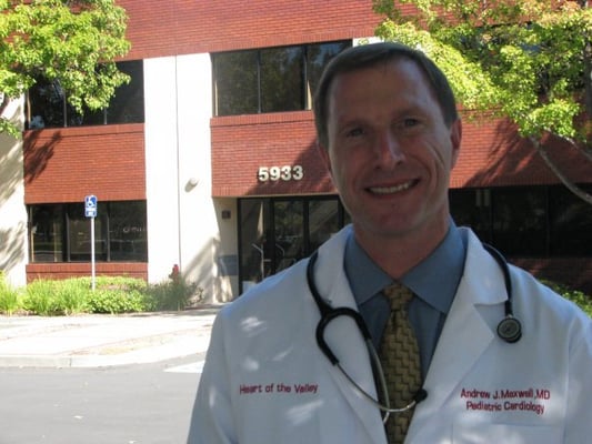 ANDREW J MAXWELL, MD - Updated January 2026 - 14 Photos & 13 Reviews ...
