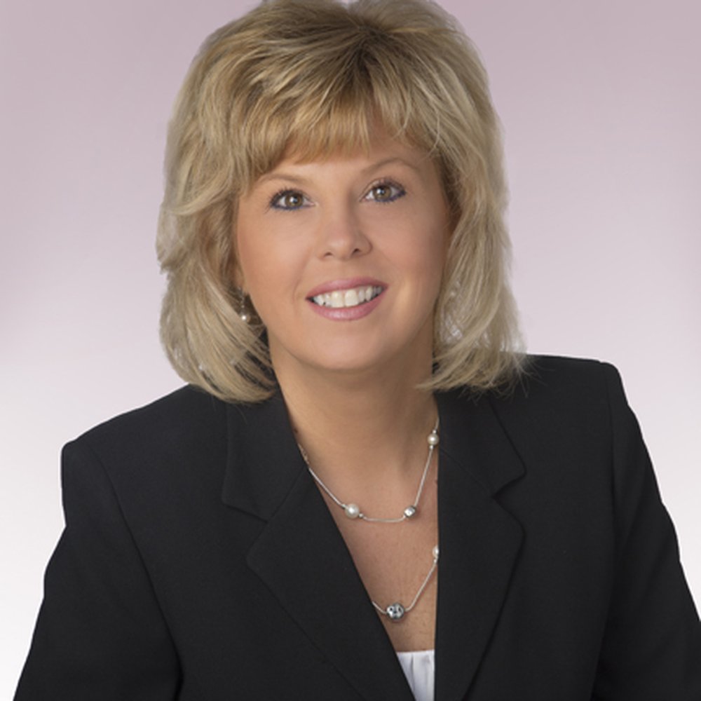 Victoria Garber's Instagram, Twitter & Facebook on IDCrawl