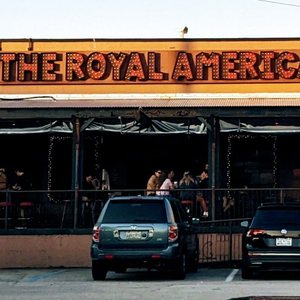 THE ROYAL AMERICAN - 136 Photos & 155 Reviews - 970 Morrison Dr ...