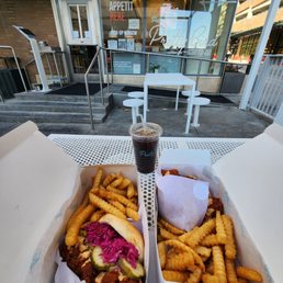 PRETTY BIRD HOT CHICKEN - DOWNTOWN - Updated May 2026 - 997 Photos ...