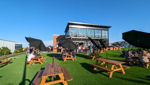 HONOR BREWING - Updated May 2025 - 130 Photos & 86 Reviews - 42604 ...