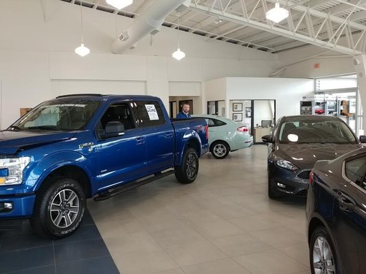 BARBER FORD - Updated December 2025 - 19 Photos & 34 Reviews - 640 E ...