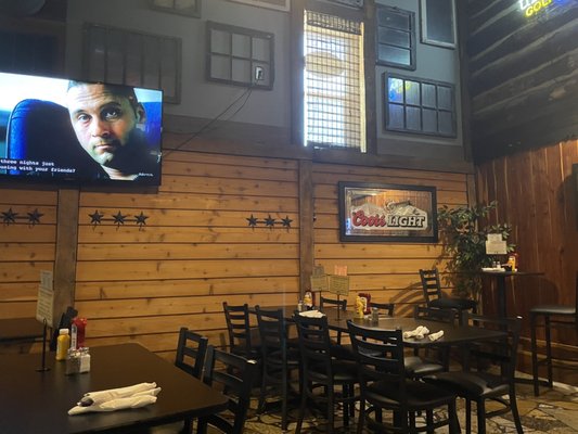 FOXES TRAIL - 94 Photos & 86 Reviews - 305 S Main St, Kokomo, IN - Yelp