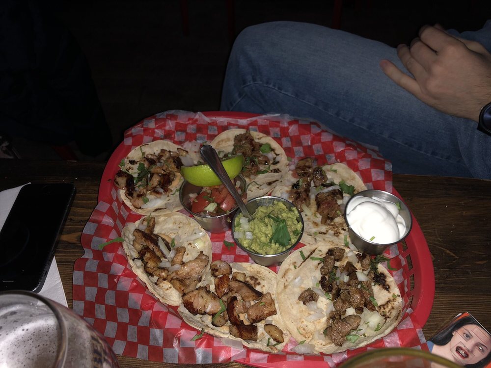 NACHO LIBRE - 51 Photos & 52 Reviews - 913 Rue Beaubien E, Montréal, QC ...