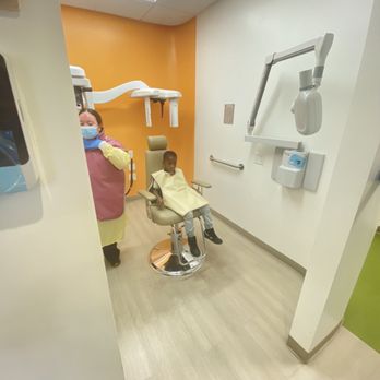 MAGICLAND DENTAL OF PACOIMA - Updated October 2024 - 107 Photos & 76 ...