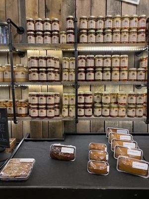 JOHNSON’S CORNER FARM - Updated December 2025 - 429 Photos & 223 ...