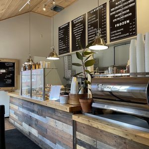 FLANDERS DONUT & BAKE SHOP - Updated June 2025 - 128 Photos & 174 ...