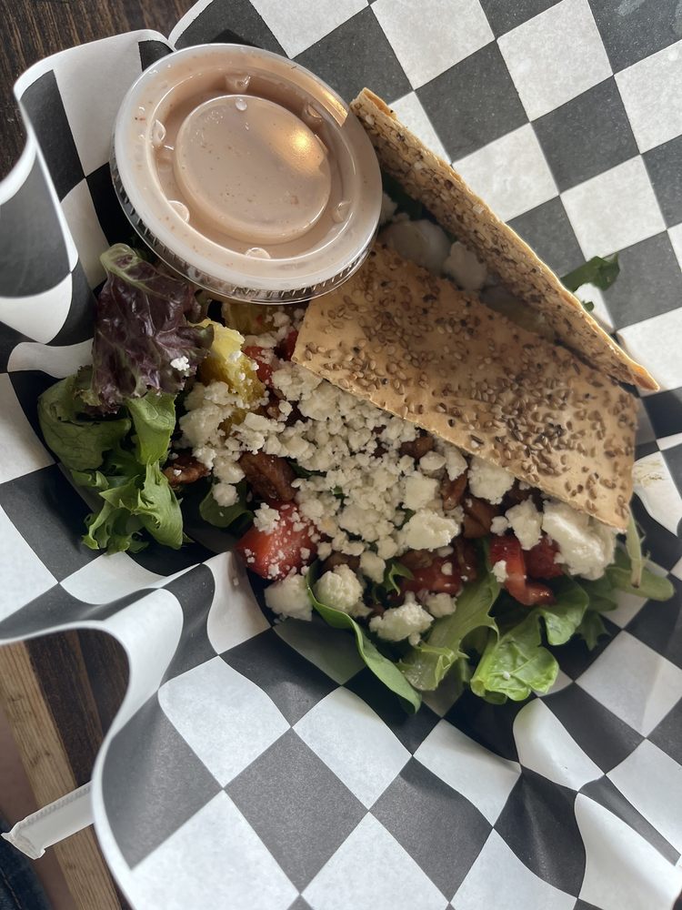 CAFÉ 336 - 11 Photos - 336 Gunter Ave, Guntersville, Alabama ...