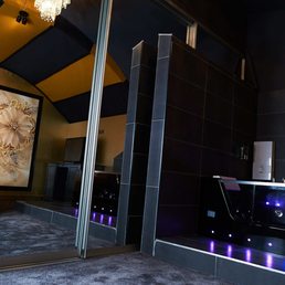 NIGHTCLUB MAXIM WIEN - Updated December 2025 - 14 Photos - Kärntner Str ...