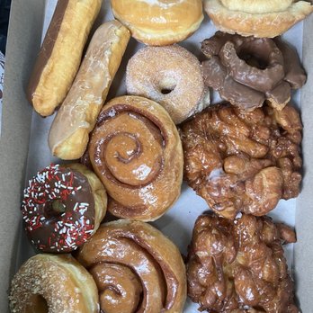 ROCKLIN DONUTS & CINNAMON - Updated August 2024 - 587 Photos & 554 ...