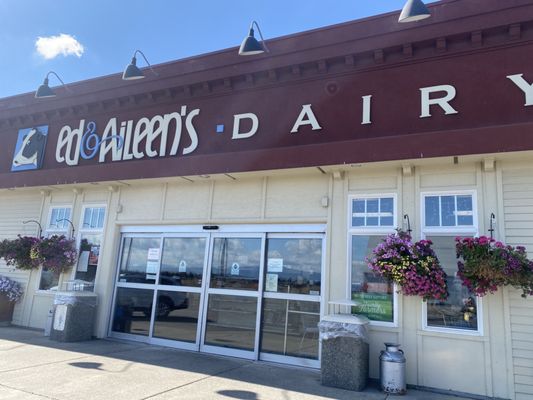 EDALEEN DAIRY PRODUCTS - Updated August 2025 - 52 Photos & 54 Reviews ...