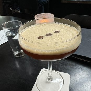 TEARDROP COCKTAIL LOUNGE - Updated January 2025 - 902 Photos & 979 ...