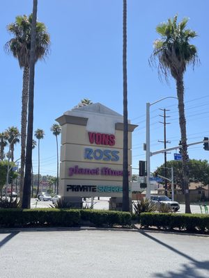 VONS GAS STATION - Updated August 2025 - 30 Photos & 65 Reviews - 1820 ...