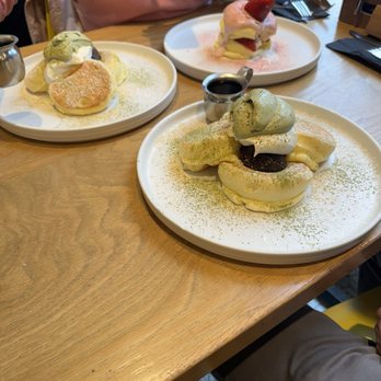 FLIPPER’S - Updated May 2024 - 2460 Photos & 1057 Reviews - 337 W ...