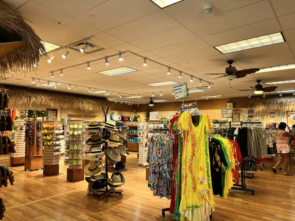 HILO HATTIE-THE STORE OF HAWAII - TEMP. CLOSED - Updated August 2025 ...