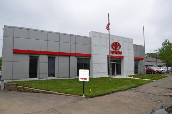 LEXINGTON TOYOTA - Updated August 2025 - 120 Reviews - 409 ...