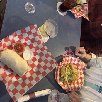 CHANNEL MARKER PUB & GRILL - Updated December 2025 - 58 Photos & 104 ...