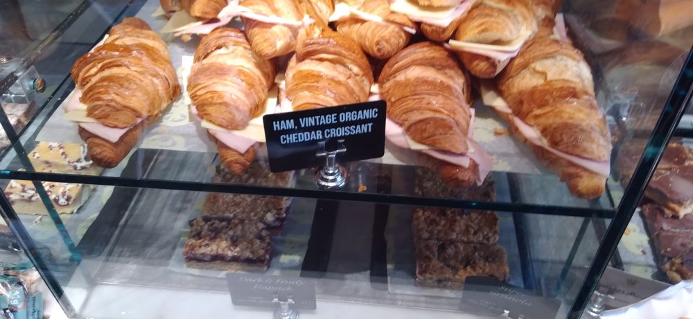 RAVELLO COFFEE CO - Updated January 2025 - 11 Photos - 61-71 Victoria ...