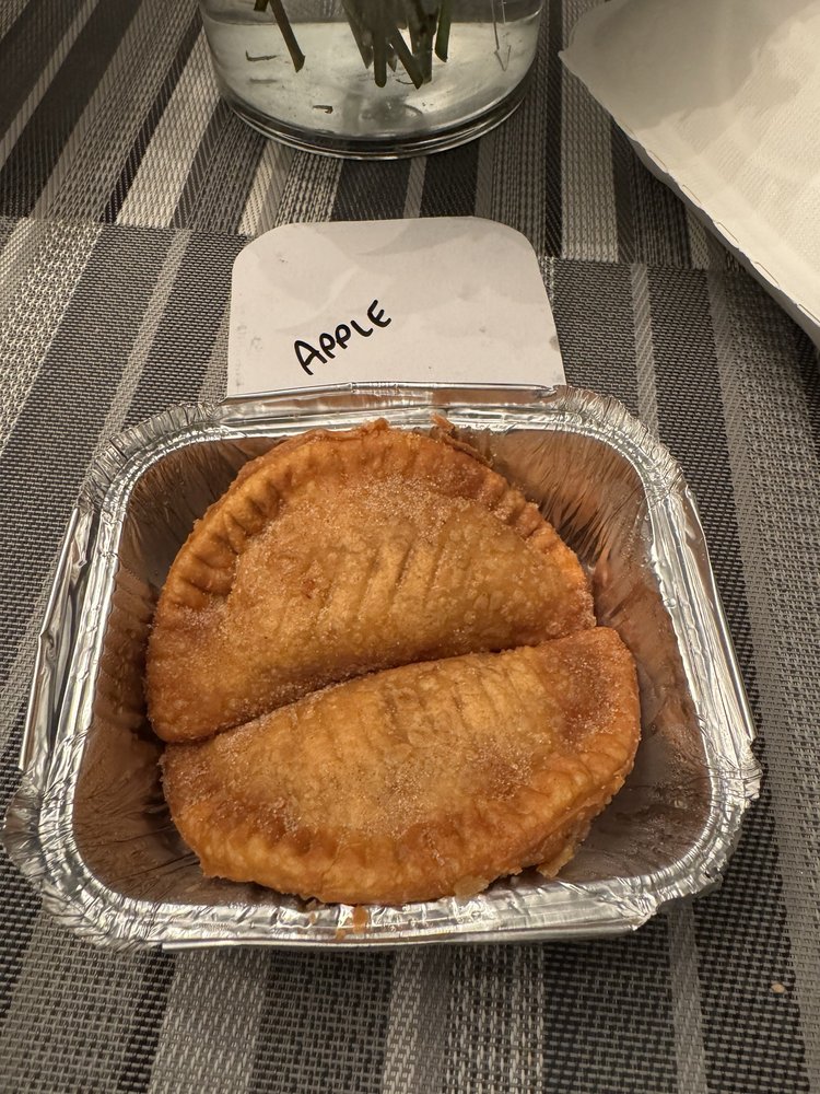 MAMA DEES EMPANADAS - Updated December 2025 - 15 Photos & 12 Reviews ...