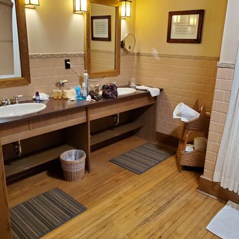 THE ROYCROFT INN - Updated November 2024 - 336 Photos & 188 Reviews ...