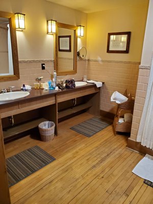 THE ROYCROFT INN - Updated November 2025 - 347 Photos & 206 Reviews ...