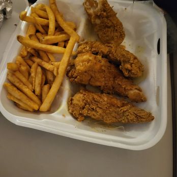 HUNCHO’S FRIED CHICKEN & BURGERS - Updated October 2025 - 101 Photos ...