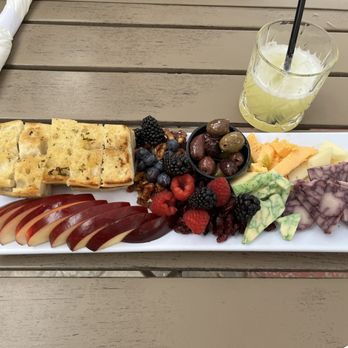 YELLOW BRIX RESTAURANT - Updated March 2025 - 411 Photos & 744 Reviews ...