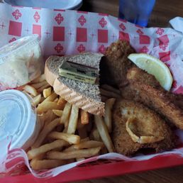 THE RED MILL INN & PIZZA - Updated August 2025 - 27 Photos & 63 Reviews ...