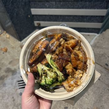 DIG INN - Updated December 2025 - 132 Photos & 182 Reviews - 1616 ...