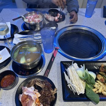 VOLCANO HOT POT & BBQ - Updated February 2025 - 180 Photos & 39 Reviews ...