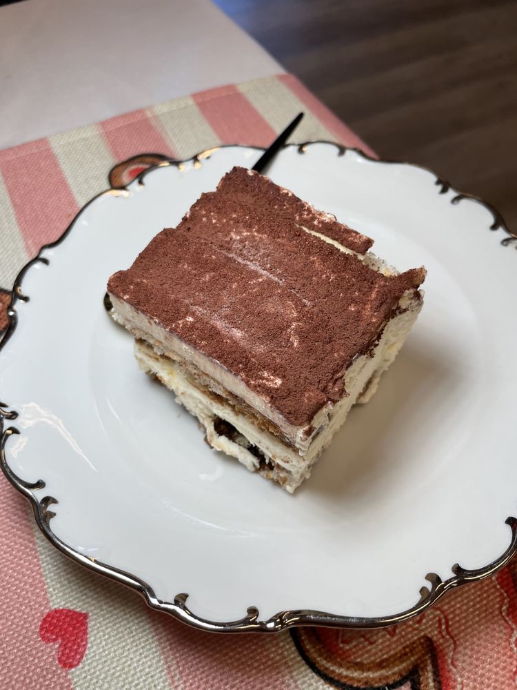 LE PETIT PASTRY & TEA - Updated March 2025 - 28 Photos - 2301 Del Prado ...