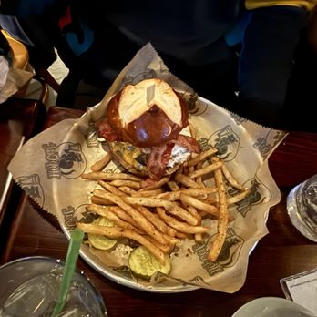 HOPCAT - LIVONIA - Updated November 2024 - 169 Photos & 81 Reviews ...