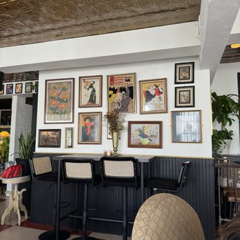 MAGIE - Updated October 2025 - 108 Photos & 47 Reviews - 8281 NE 2nd ...