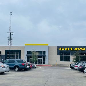 CRUNCH FITNESS - SOUTH AUSTIN - Updated November 2024 - 21 Photos & 11 ...