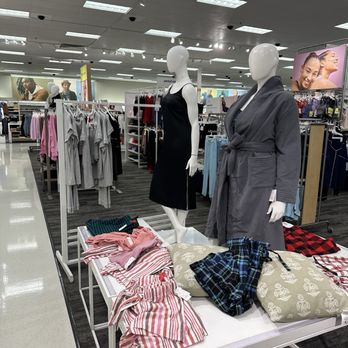 TARGET - Updated October 2025 - 263 Photos & 240 Reviews - 10600 ...