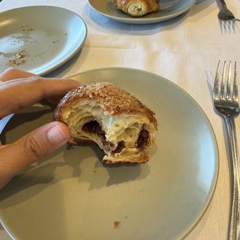 ENCINA - Updated August 2025 - 294 Photos & 150 Reviews - 614 W Davis ...