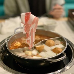 Grand HotPot - Order Food Online - 241 Photos & 100 Reviews - Hot Pot ...