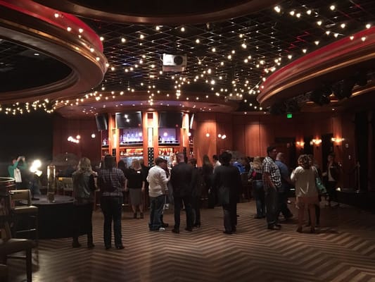 NOVI - Updated July 2025 - 34 Photos & 50 Reviews - 345 N Virginia St ...